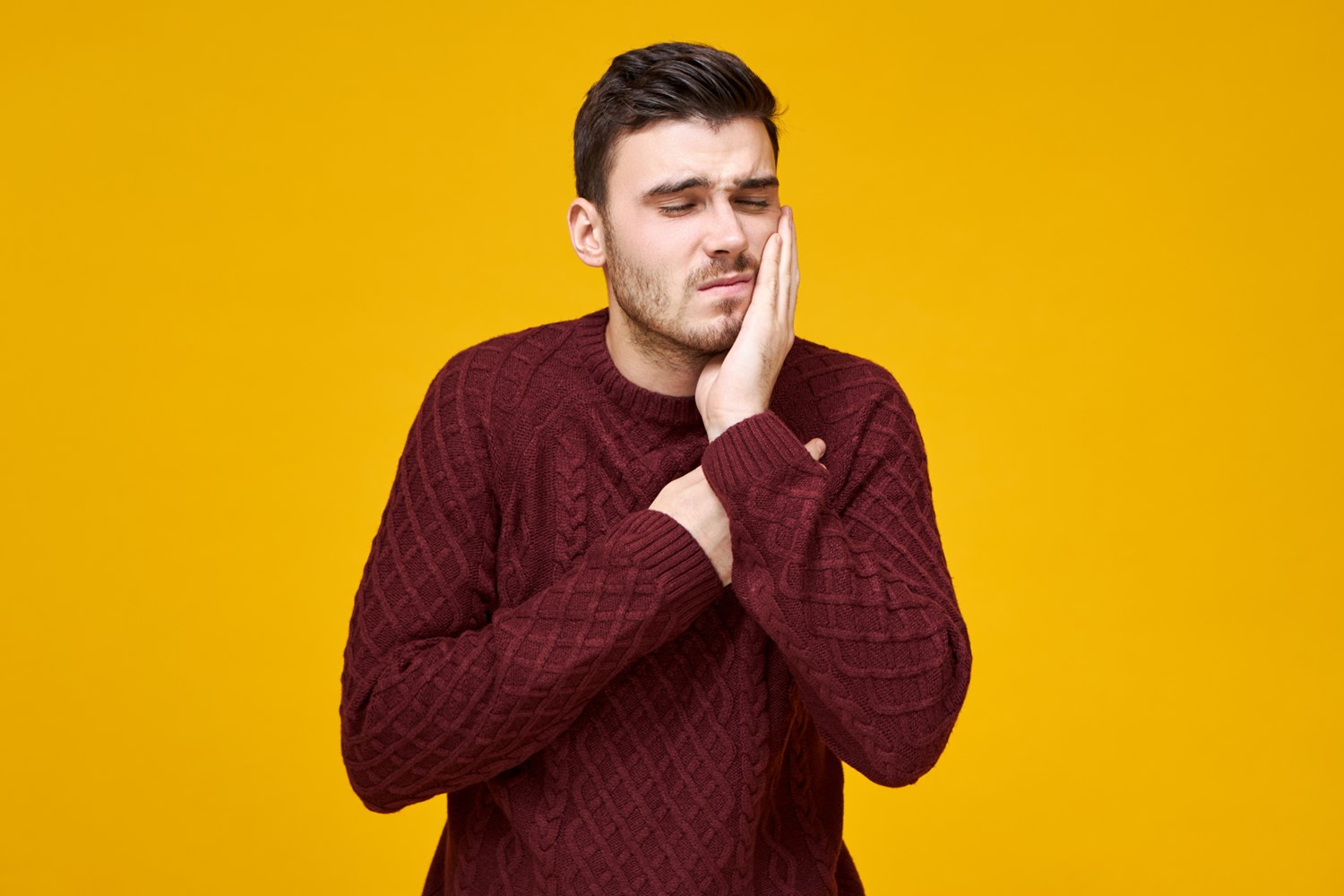 Tooth Sensitivity: Causes, Symptoms, and Effective Management ...